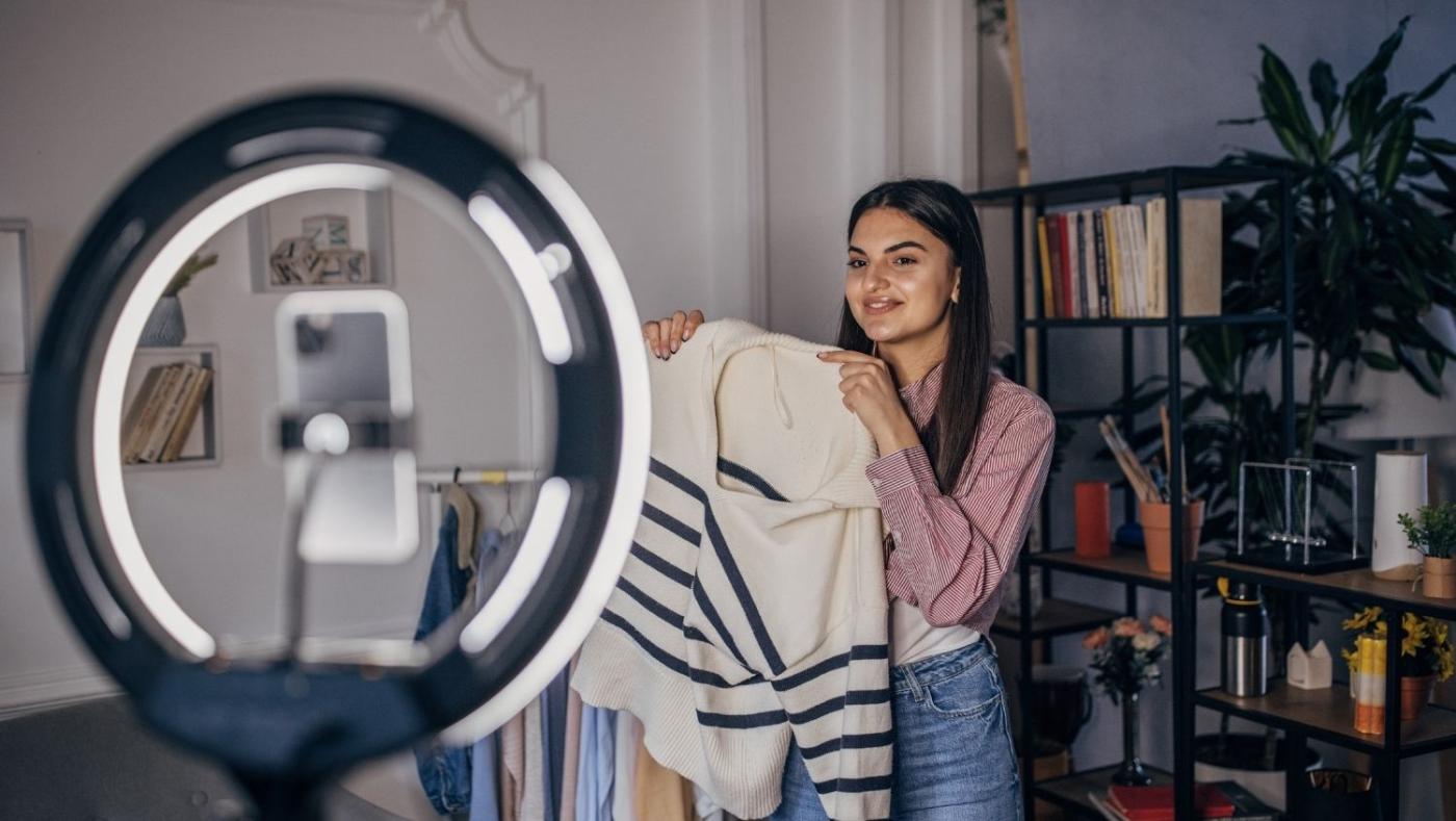 La Influencia Real de los Influencers de Moda y Belleza: ¿Cuál es Su ...